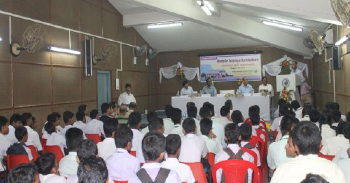 Inauguration of Mobile Science Exhibition on ‘Hands-On Science ...